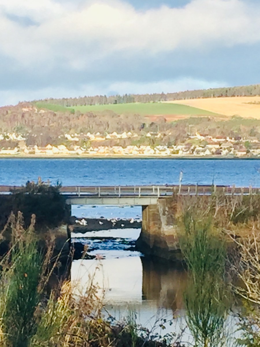 A walk along the Caledonian Canal – M.A. Lossl